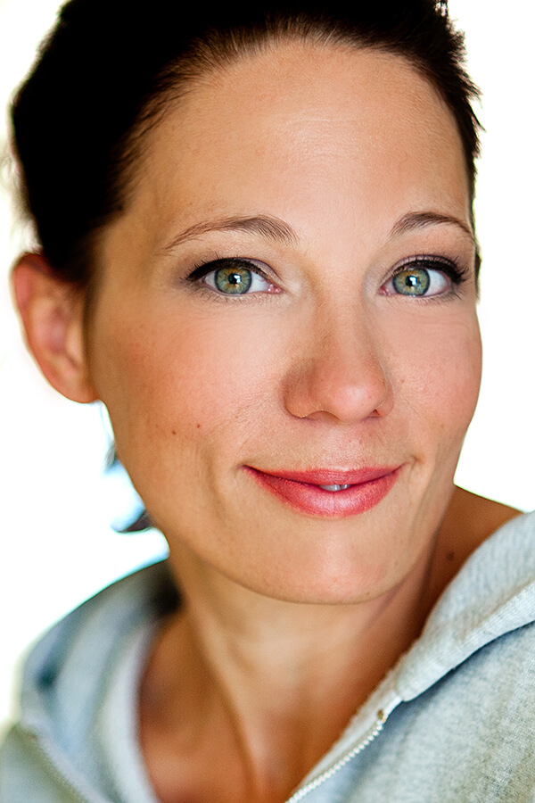 Über mich - Schauspielerin Simone Wagner